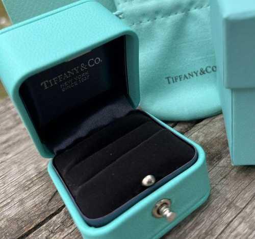 Коробка tiffany для свадебных колец