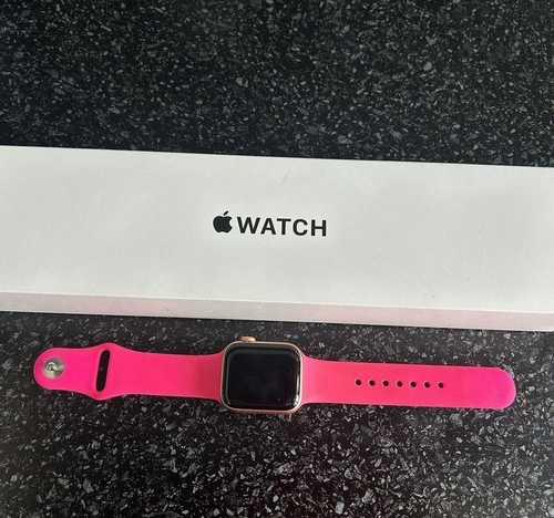 Часы apple watch se 40 mm
