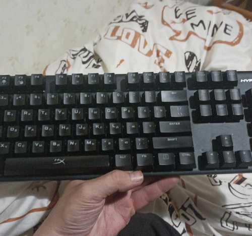 Механическая клавиатура hyperx alloy