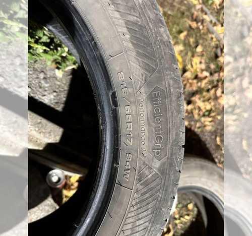 Goodyear EfficientGrip Performance 2 215/55 R17