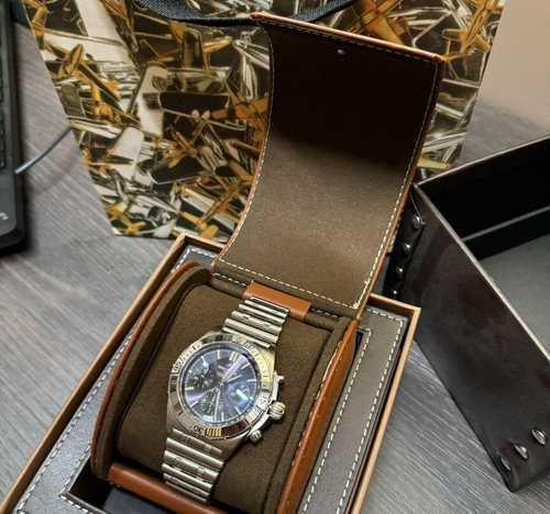 Швейцарские часы Breitling