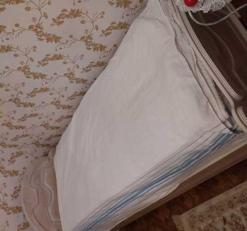 Продам кровать с матрасом 2000х900