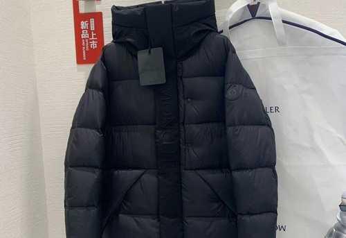 Пуховик Moncler