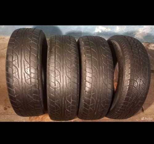 Dunlop Grandtrek AT3 215/70 R16
