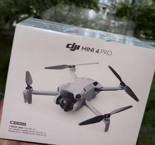 Dji mini 4 pro Fly more combo plus rc 2