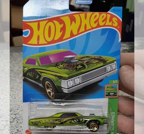 Модель Hot Wheels Layin Lowrider