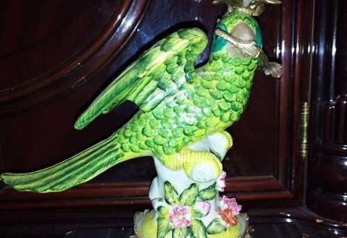 Фарфоровые статуэтки, попугай подсвечник