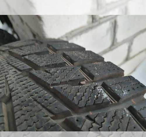 Hankook Winter I'Cept X RW10 235/75 R15 105T