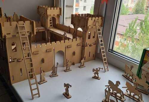 Замок деревянный игрушка
