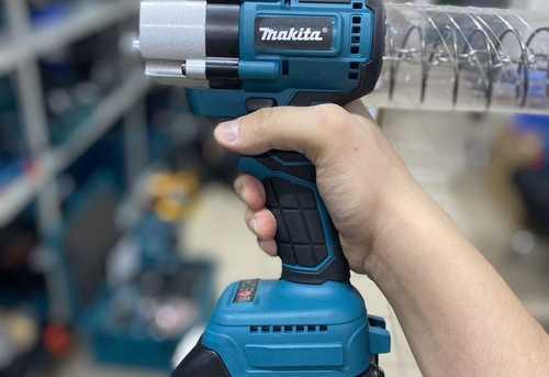 Шприц для масла аккумуляторный makita