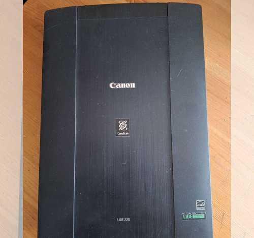 Сканер Canon lide 220