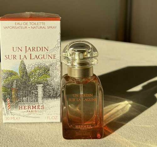 Hermes un jardin sur la lagune