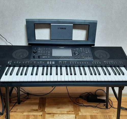 Аранжировочная станция Yamaha PSR-SX900