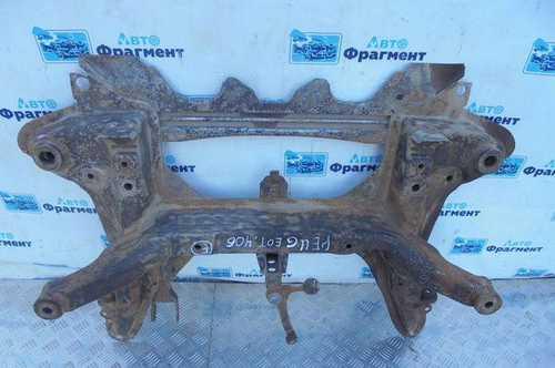 Подрамник передний Peugeot 406