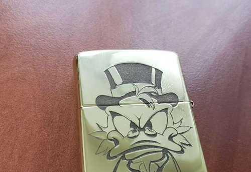 Зажигалка zippo с гравировкой Скрудж Макдак