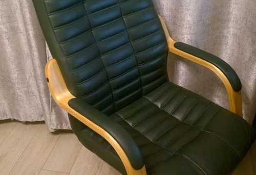 Офисное кресло руководителя кожа
