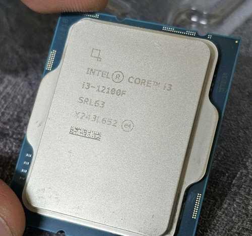 Процессор intel core i3 12100f