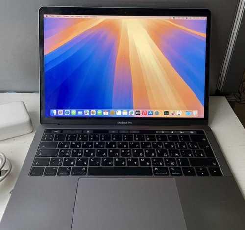 Apple macbook pro 13 2019