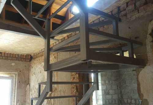 Металлокаркас лестницы из швеллера в дом
