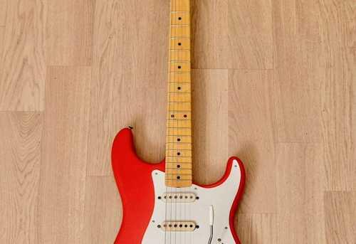 Электрогитара Fender Vintage Hot Rod '50s Stratoca