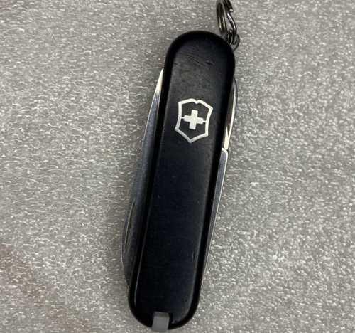 Маникюрный складной нож Victorinox