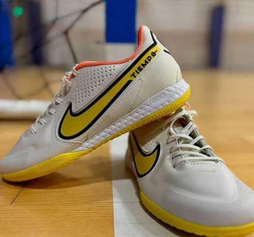 Футзалки Nike Tiempo Legend 9 YellowRed Sole