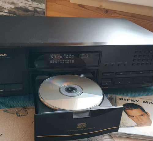 CD плеер Pioneer PD-S701 (Made In Japan 220 Вольт)