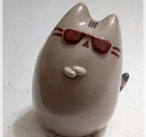 Pusheen cat Пушин в очках