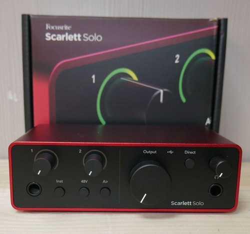 Focusrite Scarlett Solo 4th Gen Звуковая Карта