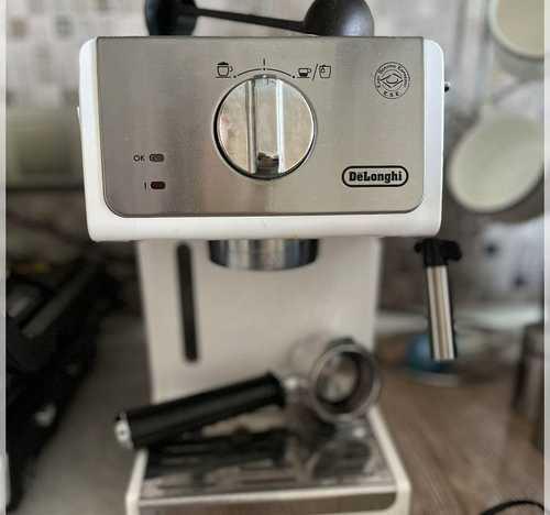 Кофемашина рожковая delonghi