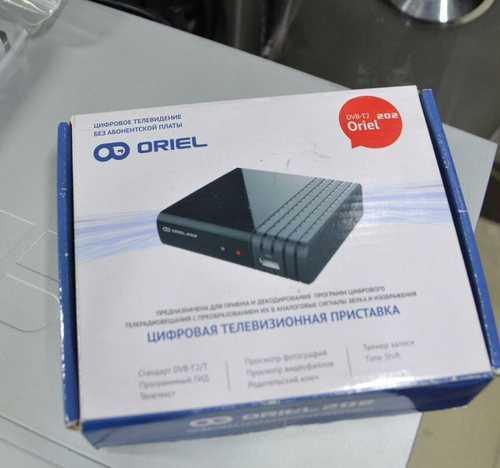 Цифровая телевизионная приставка Oriel 202