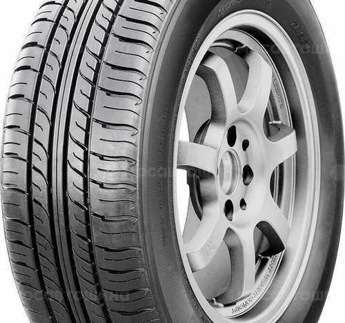 Triangle TR928 205/70 R15