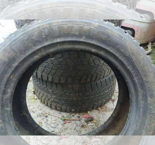 Kumho I'Zen Wis KW19 235/55 R17