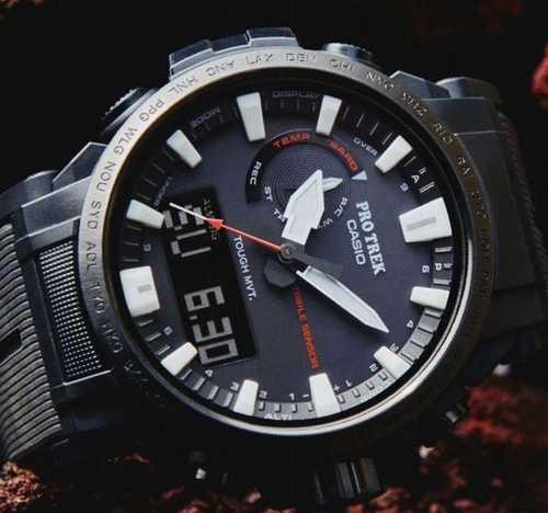 Часы Casio Pro Trek PRW-61Y-1B