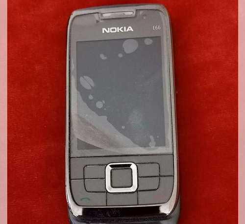 Кнопочный телефон Nokia Е66-1