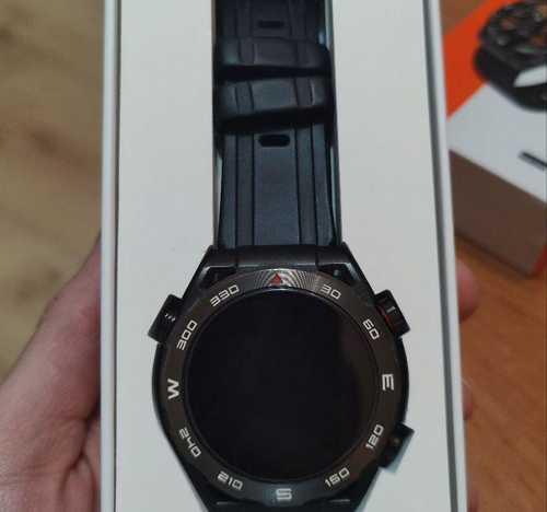 Haylou watch R8