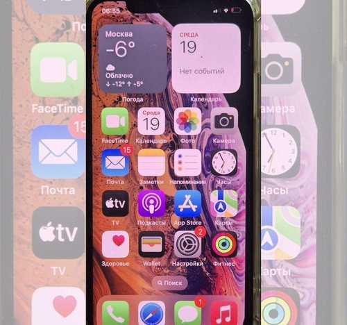 iPhone Xs, 64 ГБ