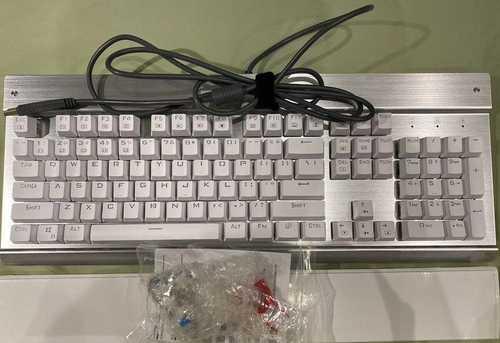 Белая игровая клавиатуа