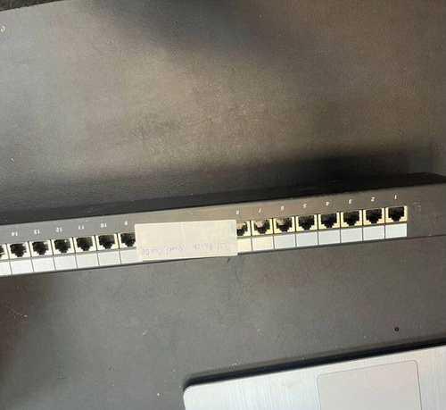 Patch Panel HyperLine Cat 5E 16xPin