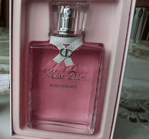 Парфюмерия женская Miss Dior Rose Essence