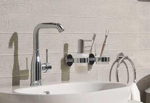 Смеситель для раковины Grohe 23541001