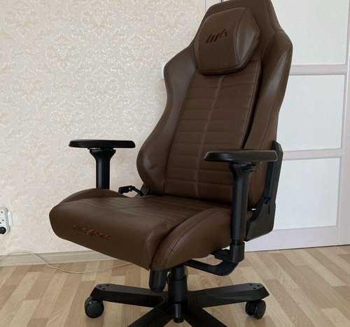 Кресло DXRacer для геймеров и офиса
