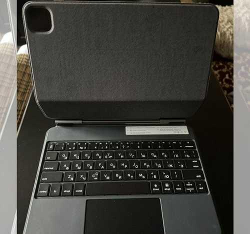 Магнитный чехол для iPad Air 4/5 10,9 с клавиат