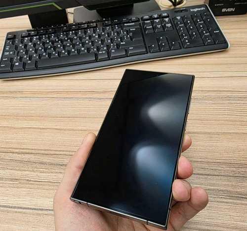 Samsung Galaxy S24 Ultra, 12/256 ГБ