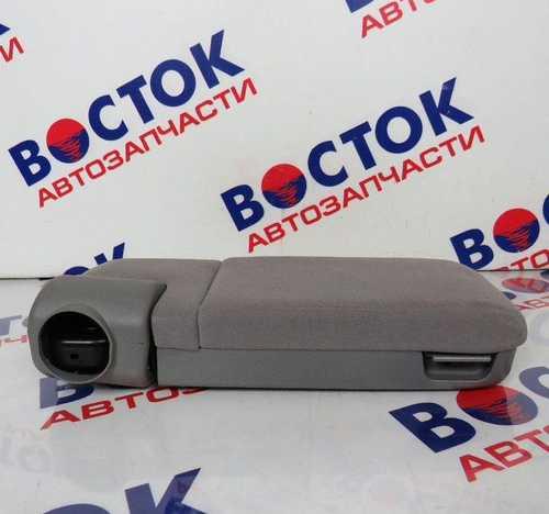 Подлокотник mazda premacy CP8W, cpew