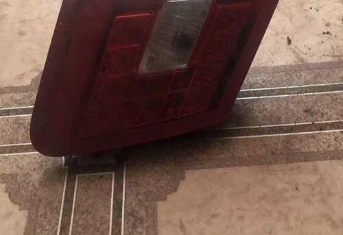 Продам фонарь внутренний Мерседес Е212