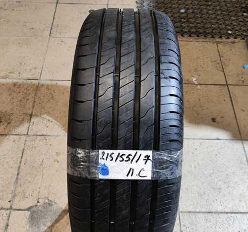 Goodyear EfficientGrip Performance 2 215/55 R17 94W