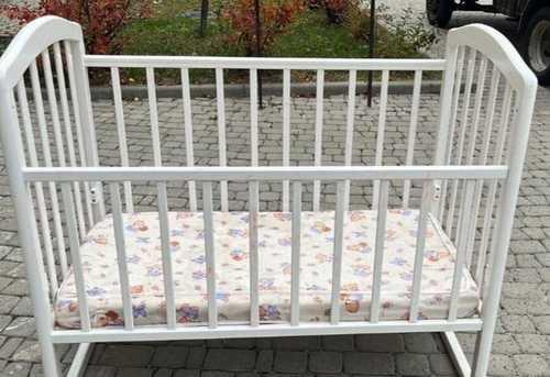Кровать детская с матрасом, бортиками, одеялом