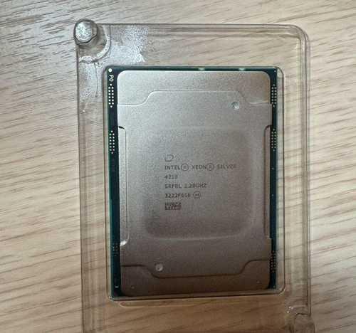 Процессор Intel Xeon Silver 4210