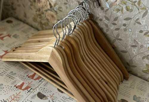 Вешалки плечики деревянные 15 штук